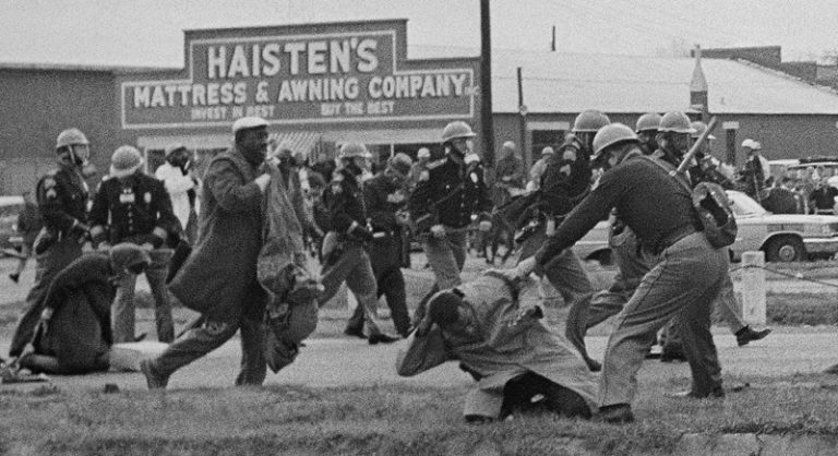 23 Historical Events That Shaped the Baby Boomer Generation